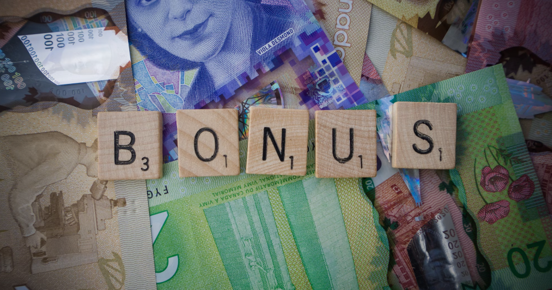 How to Declare Team Bonuses Without Breaking the Business